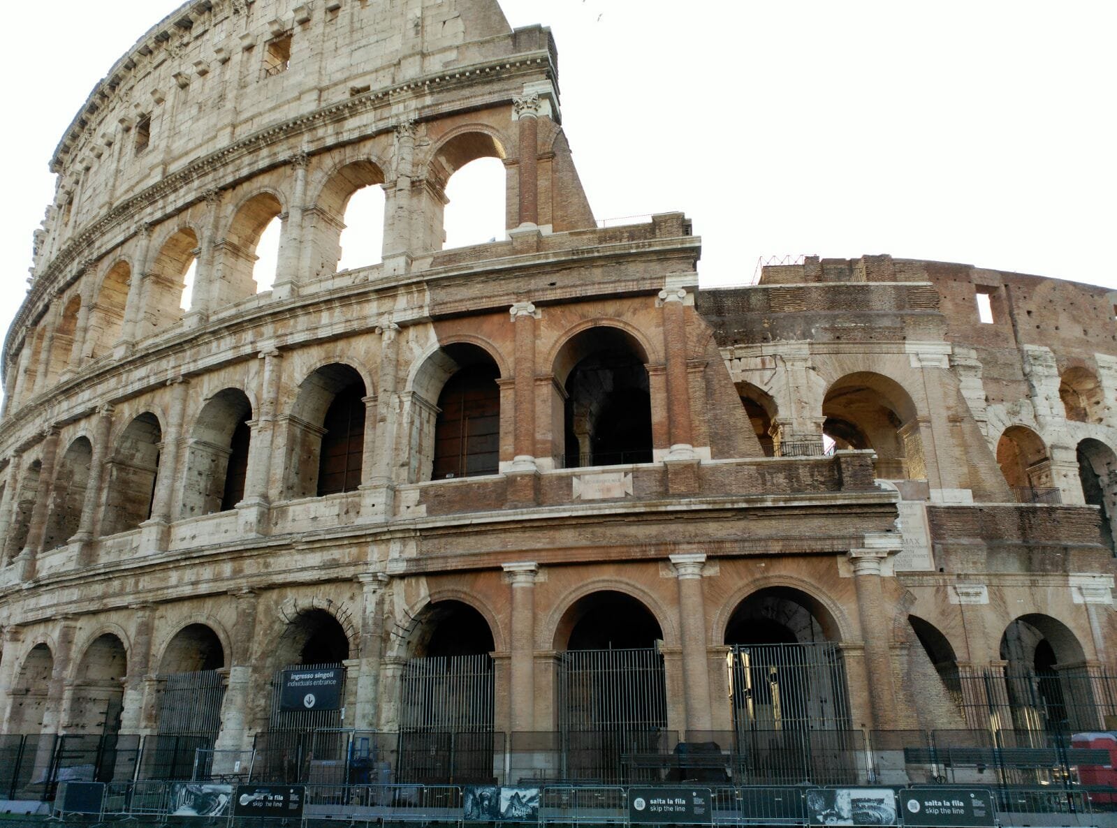 Ave Caesar, Morituri Te Salutant (Ave César, Los Que Van A Morir Te ...